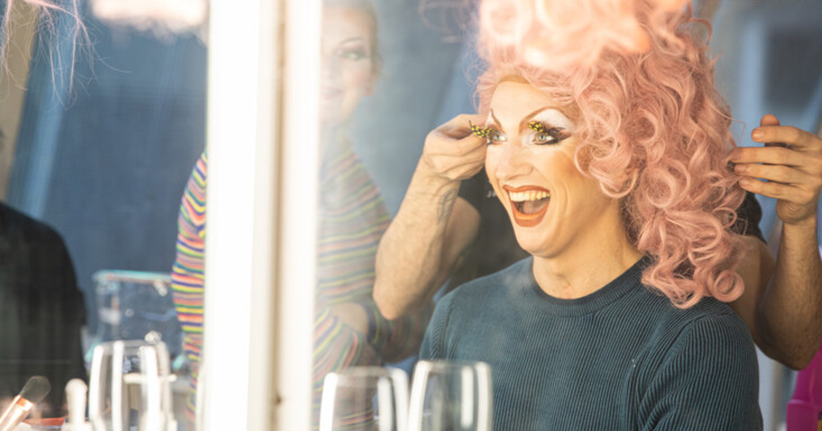 Drag make-up workshop - CODA